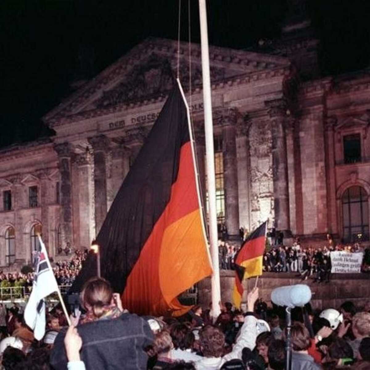 Tag der Deutschen Einheit - The Day of German Unity - Deutschstunde ...