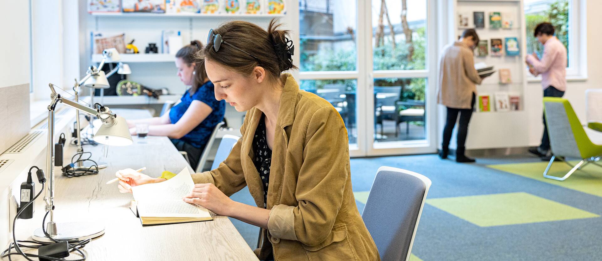 Könyvtár - Goethe-Institut Magyarország