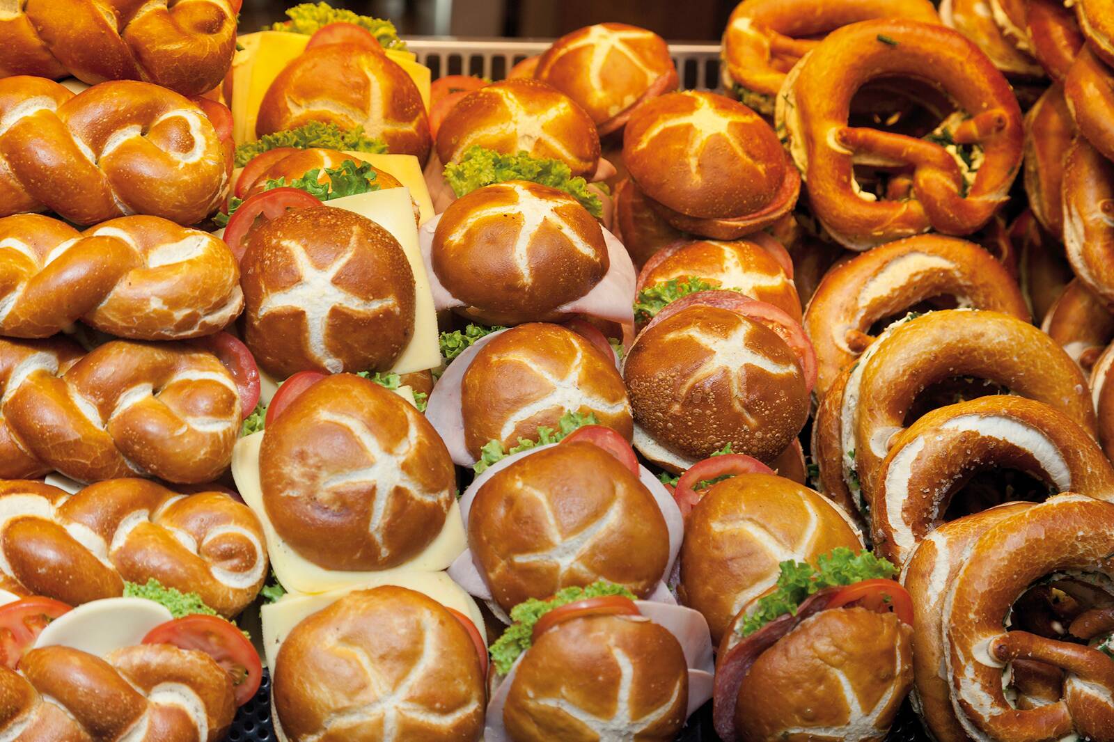The 10 most popular street foods in Germany - The Germany Magazine of ...