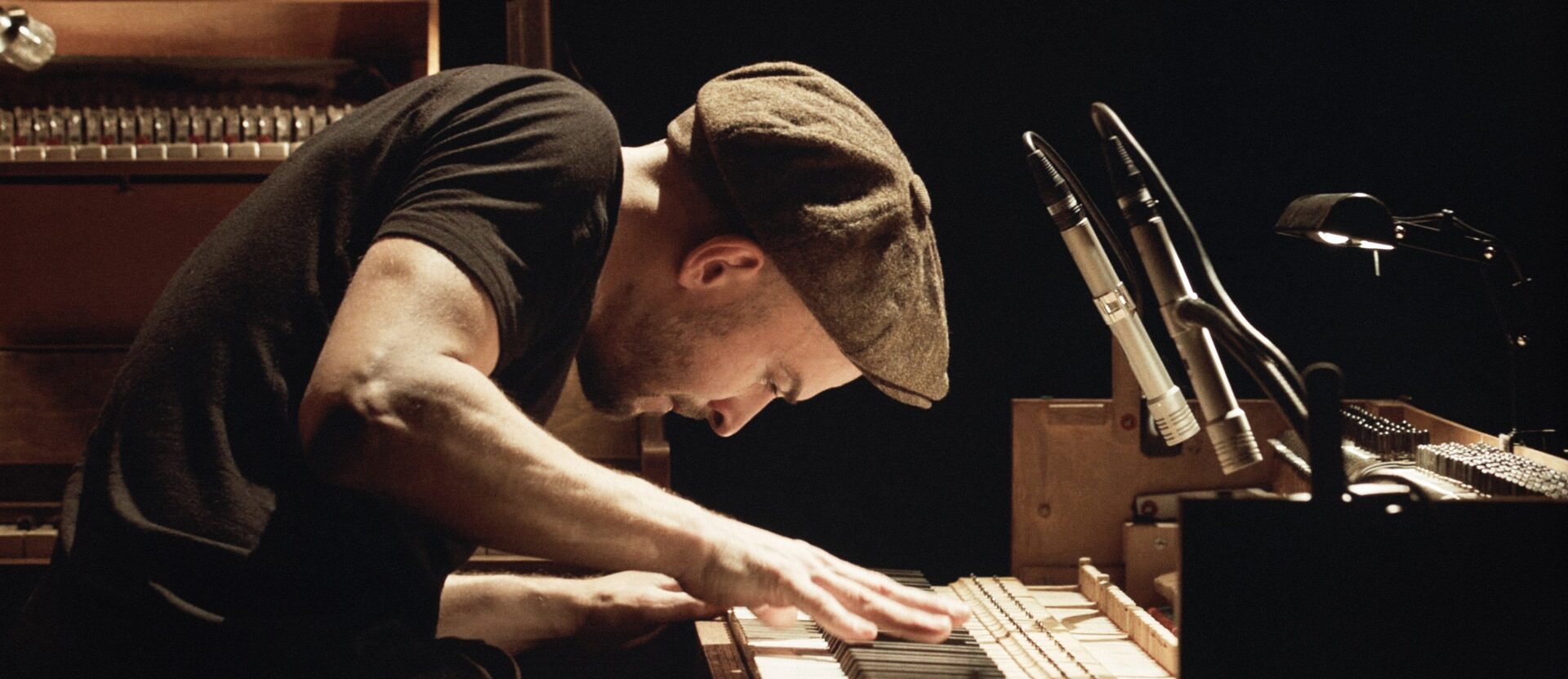 Concert Film: TRIPPING WITH NILS FRAHM - Goethe-Institut New Zealand