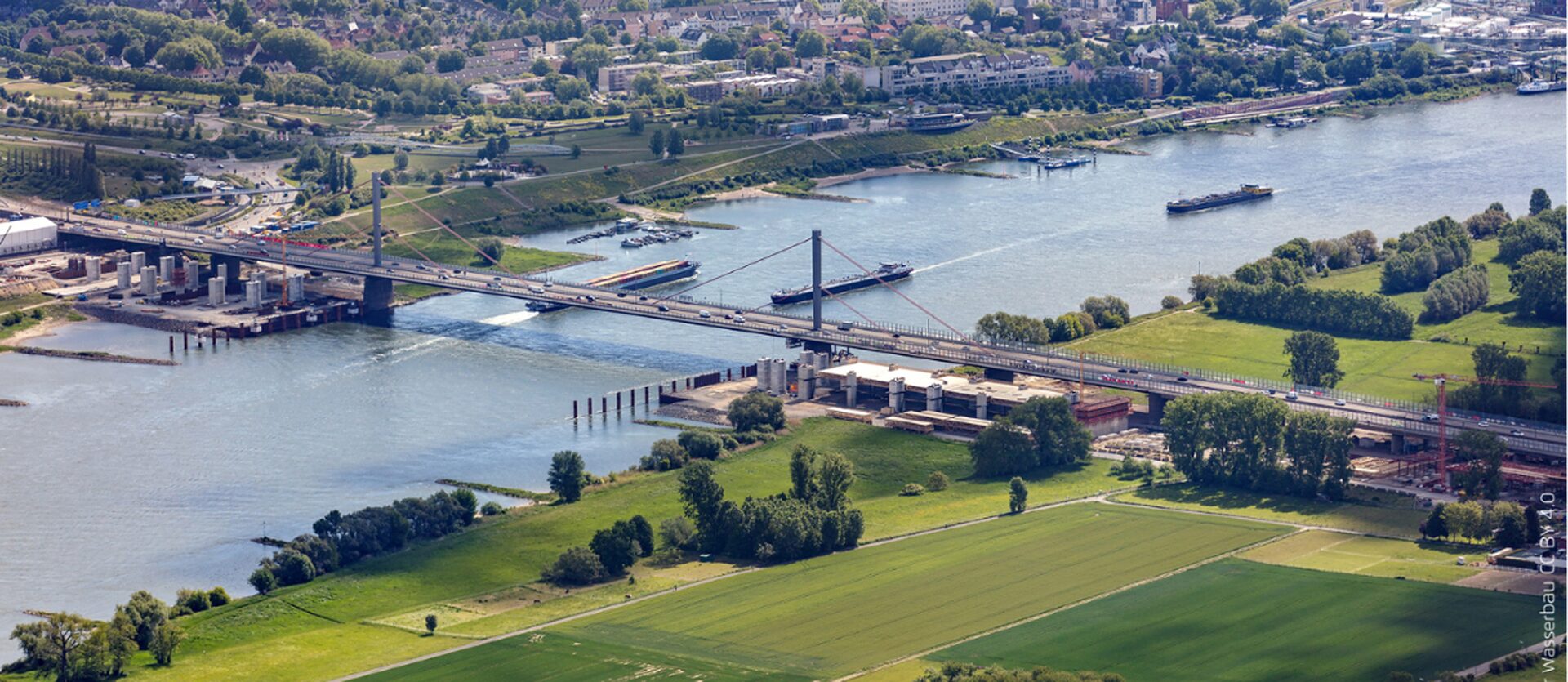 Gespräch und Lesung: Der Rhein — Biographie eines Flusses - Goethe ...